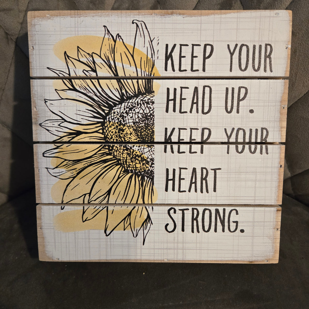 Keep Your Head Up Wood Pallet Decor – Ase Origins